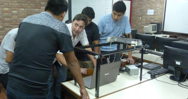 Capacitarán en el uso de la plataforma Arduino - Prensa UNCUYO